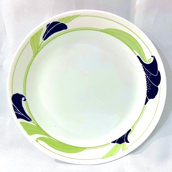 Corelle | Dining | Corelle Vitrelle By Corning Dining Set 10 Pieces ...
